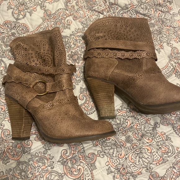 Not Rated | Shoes | Not Rated Boots 75 | Poshmark